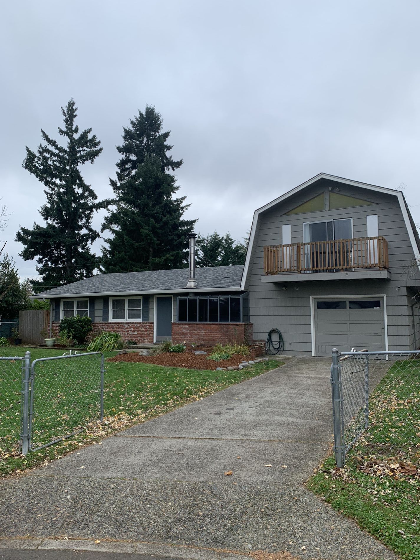 Great 4 bedroom home on beautiful fenced lot - 214 ne 95th ave ...